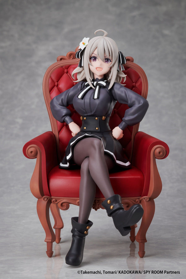 Scale Figure Tagged "SPY ROOM" - Oh Gatcha